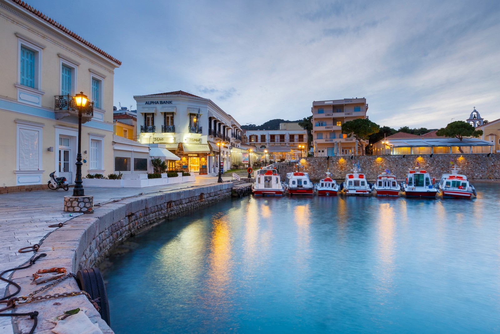 Spetses - Come arrivare, dove dormire e spiagge